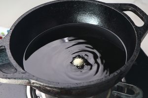 Medu Vada Recipe | Ulundu Vadai Recipe - Sharmis Passions