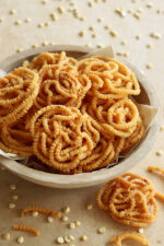 Pottukadalai Murukku Recipe - Sharmis Passions