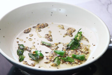 Semiya Upma Recipe | Vermicelli Upma Recipe - Sharmis Passions