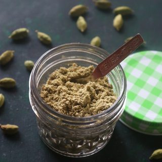 Cardamom powder recipe, How to make cardamom powder at home