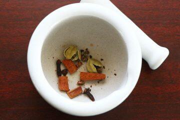 Sulaimani Tea Recipe | Sulaimani Chai Recipe - Sharmis Passions