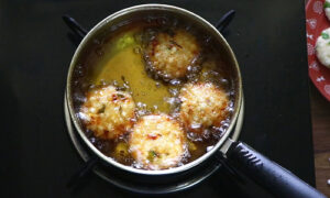 Sabudana Vada - Sharmis Passions