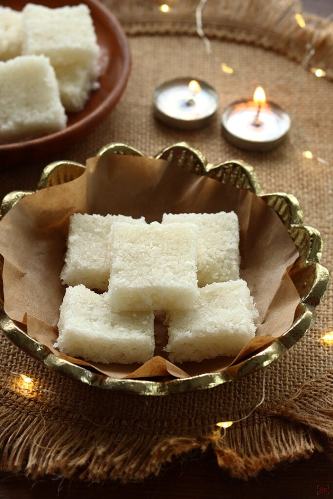 Coconut Burfi Recipe | Thengai Burfi Recipe - Sharmis Passions