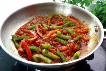 Aloo Capsicum Recipe | Aloo Shimla Mirch Recipe - Sharmis Passions