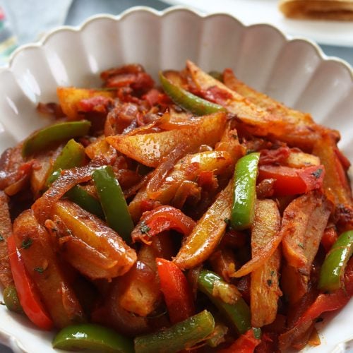 Aloo Capsicum Recipe | Aloo Shimla Mirch Recipe - Sharmis Passions