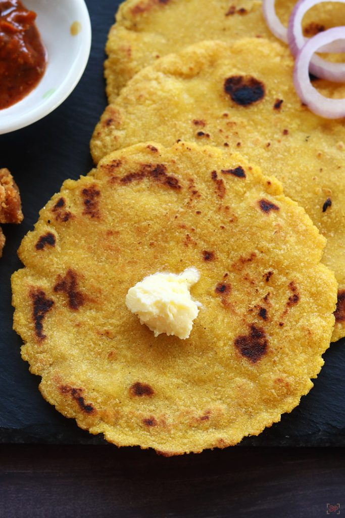 Makki Roti Recipe | Makki Ki Roti Recipe - Sharmis Passions
