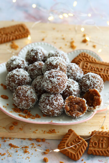Biscoff Ladoo Recipe - Sharmis Passions